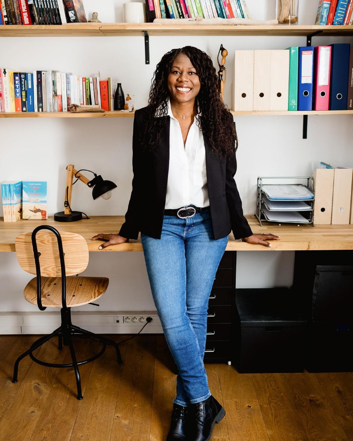 Créez une marque personnelle d'auteur·ice inoubliable avec Estelle ...